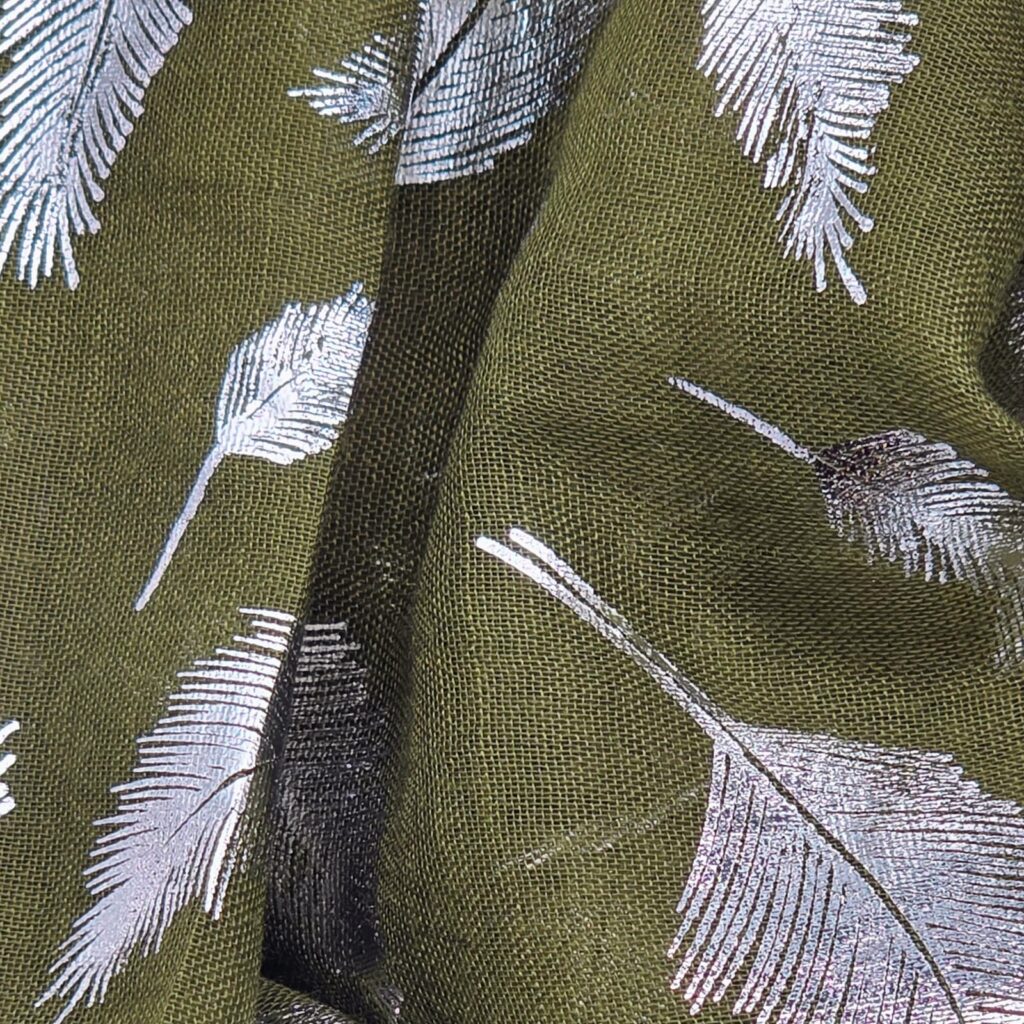 Silver feathers - Miss Lark